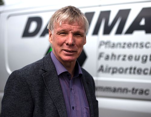 Vertriebspartner für Pflanzenschutzfahrzeuge